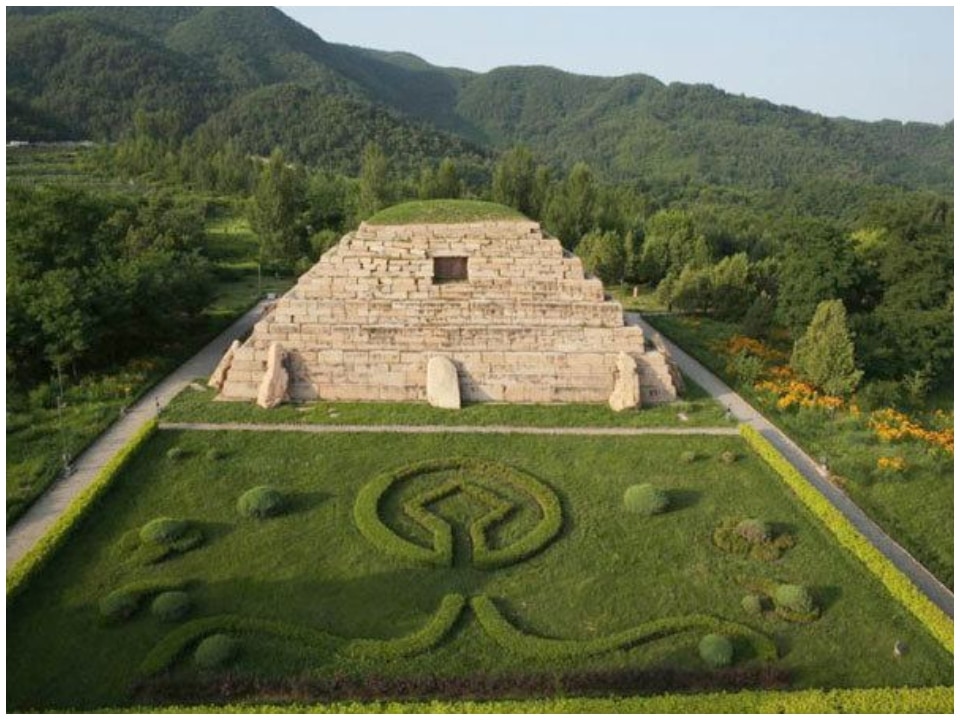 A Look At China’s Puzzling Pyramids - avocadoposts